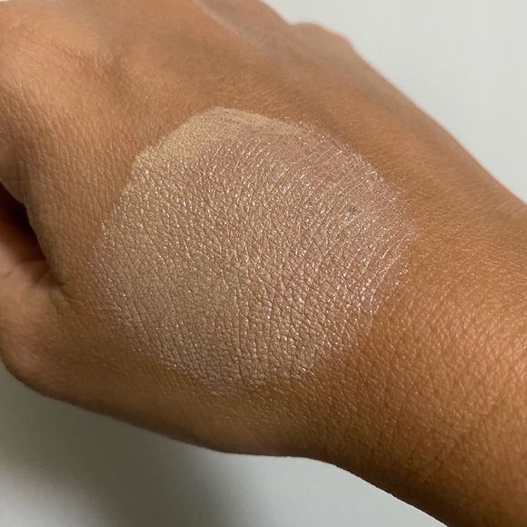 CHANEL | Makeup | Chanel Le Blanc Makeup Base Mimosa Bnwt | Poshmark